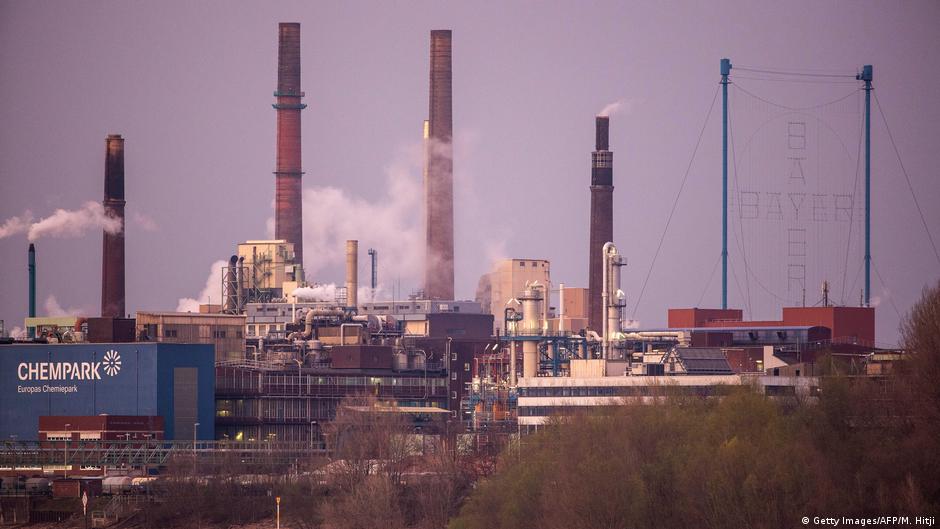 German industrial output plunges in record slump – DW – 06/08/2020