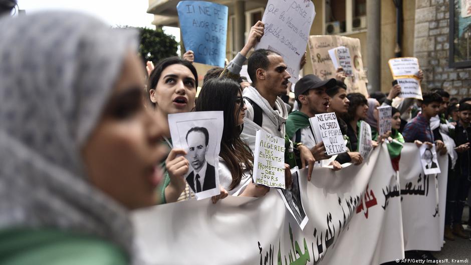 Partial victory for the Algerian people – DW – 04/03/2019