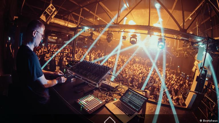 A visit to Germany's top club, the Bootshaus – DW – 04/12/2019