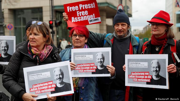 Germany urges UK to uphold human rights in Assange case – DW – 12/30/2020