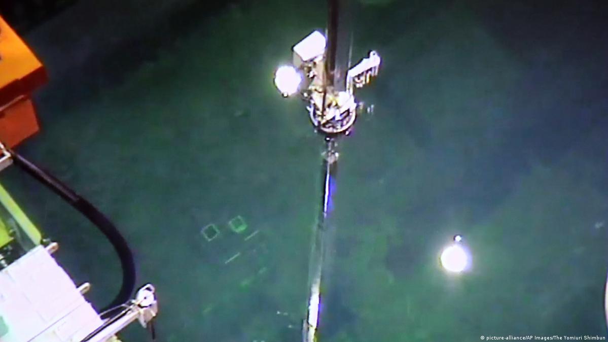 TEPCO removes nuclear fuel rods in Fukushima – DW – 04/15/2019