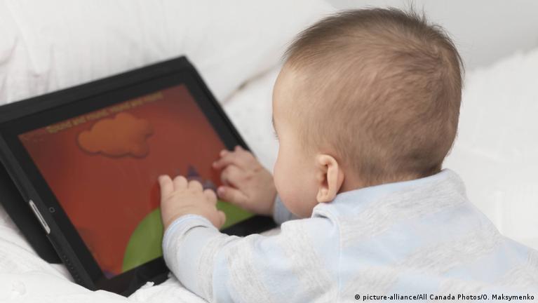 Don't expose babies to electronic screens, says WHO