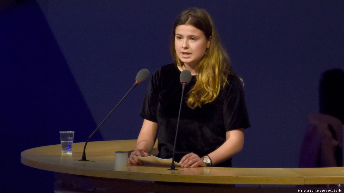 Climate activist slams RWE at shareholder meeting – DW – 05/03/2019