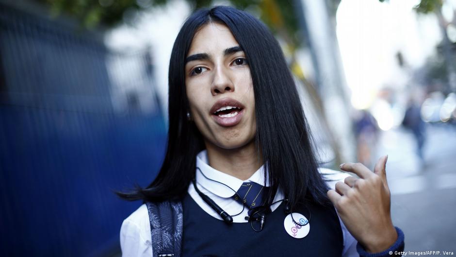 Chile's first transgender school – DW – 10/25/2019