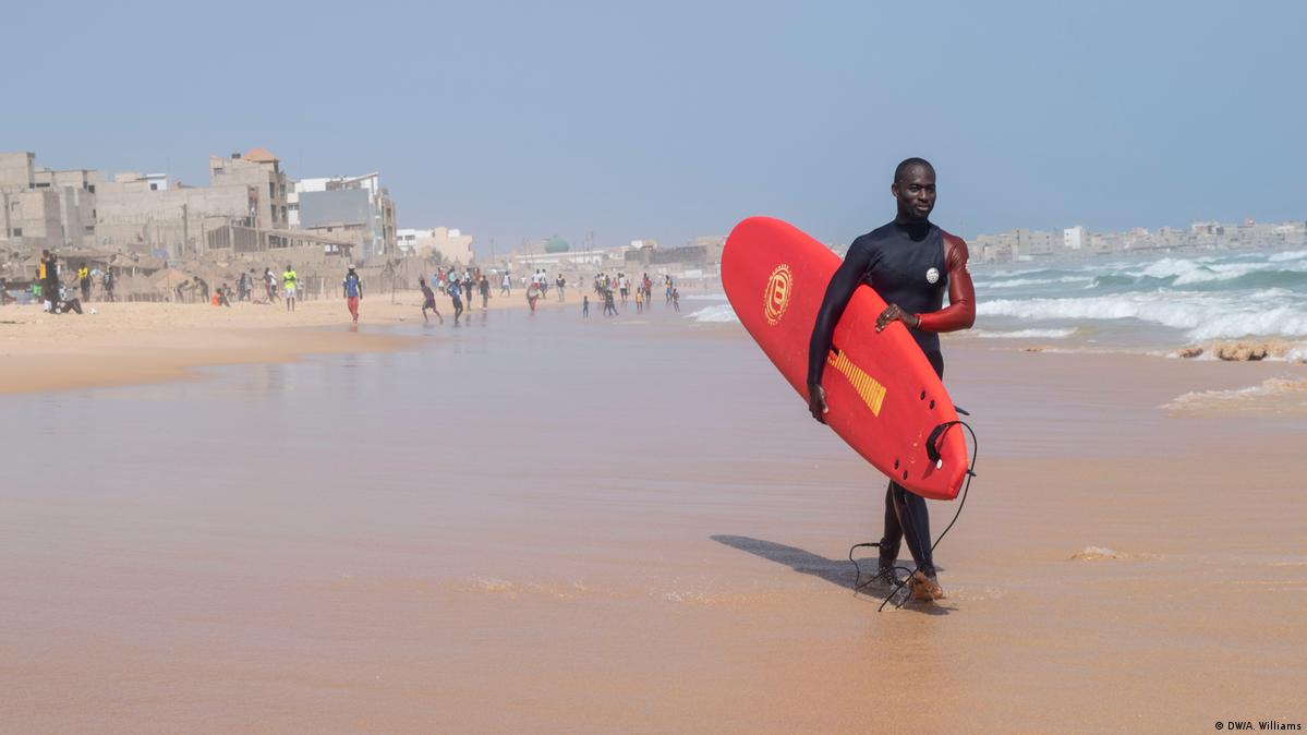 Senegal: Africa's new surfing hot spot – DW – 07/29/2019