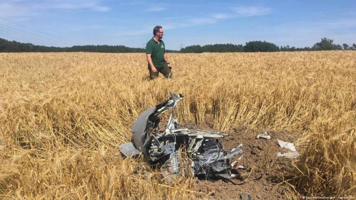 Pilot dies after Eurofighters collide in Germany – DW – 06/24/2019