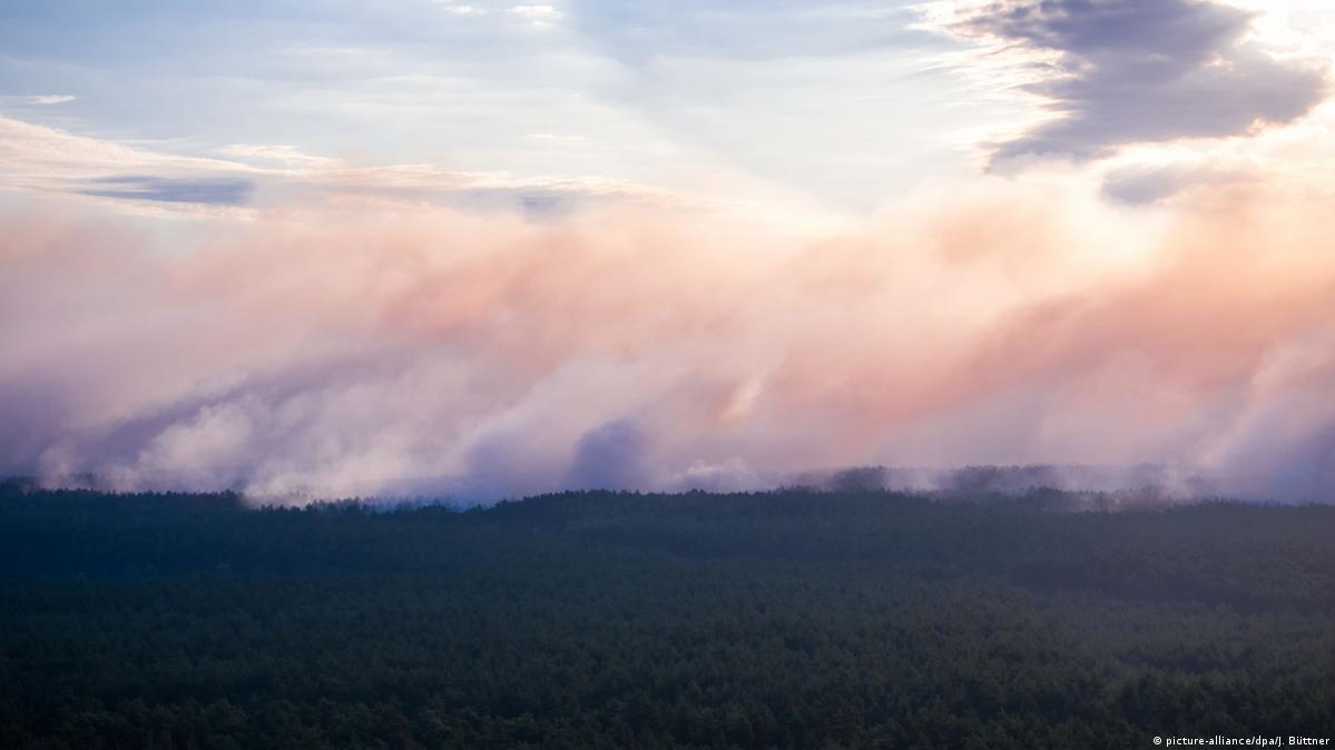 Wildfire forces evacuations in eastern Germany – DW – 07/01/2019