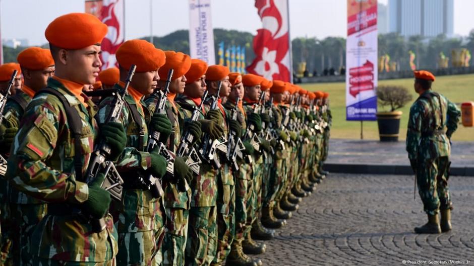 Jokowi Hidupkan Kembali Posisi Wakil Panglima TNI – DW – 07.11.2019 Jokowi Hidupkan Kembali Posisi Wakil Panglima TNI – DW – 07.11.2019