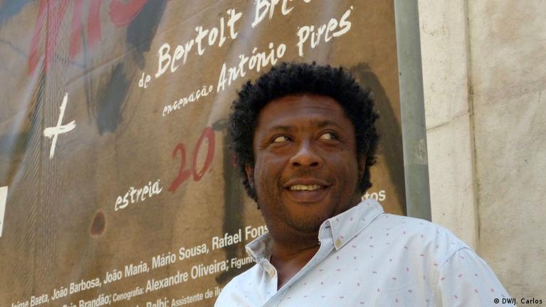 António Pires: Teatro pode ajudar a combater racismo – DW – 23/07/2019