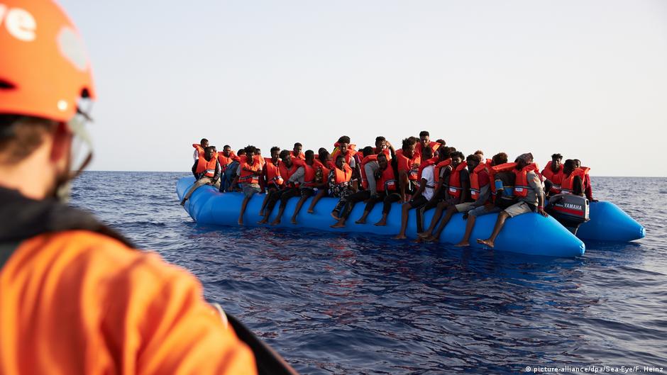 Merkel calls for resumption of EU rescue mission – DW – 08/16/2019