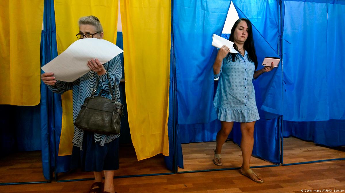 Ukraine votes: Fresh start or a U-turn? – DW – 07/21/2019