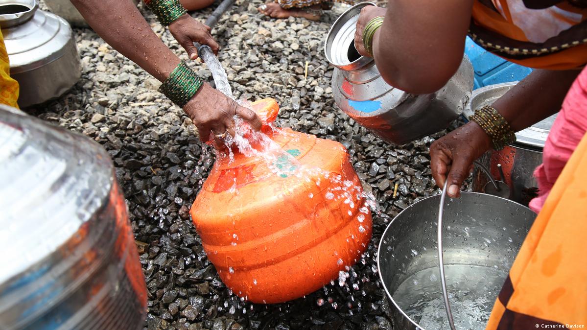 Why hand-washing is a luxury for most Indians – DW – 10/15/2020