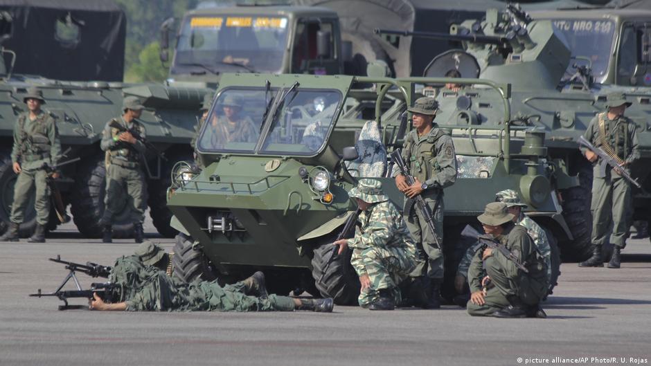 Venezuela launches military exercises, warns Colombia – DW – 09/11/2019