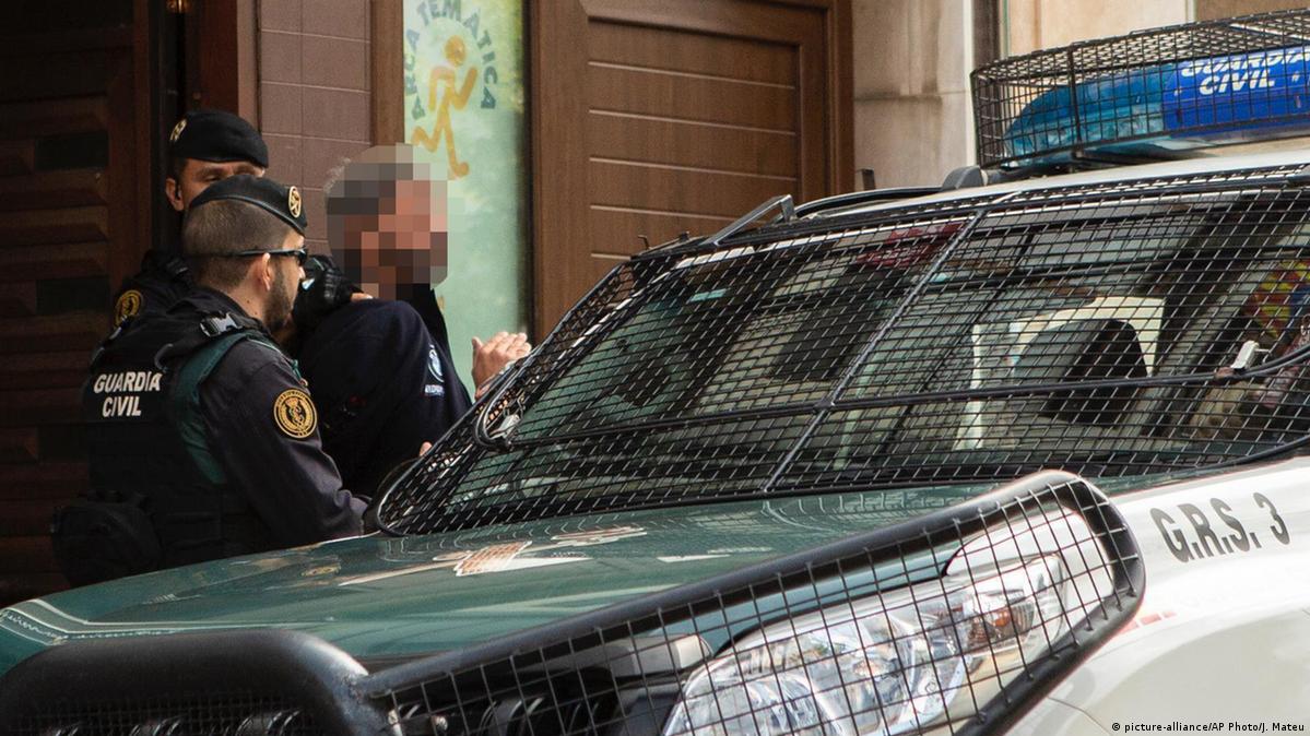 Spain arrests separatists over 'terrorist' plot