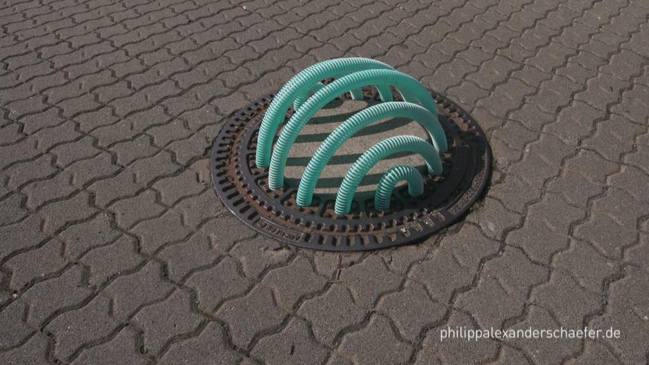 Artful manhole covers – DW – 10/07/2019