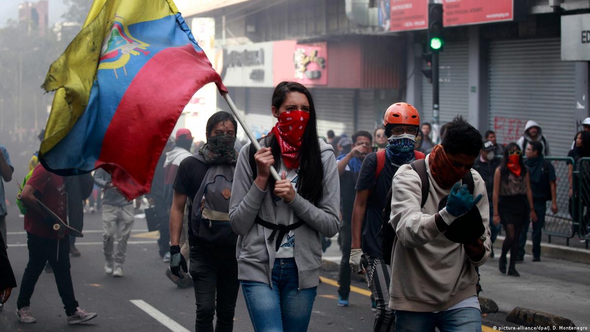 More than 470 arrested in Ecuador fuel price protests – DW – 10/08/2019