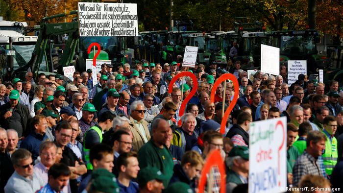 German farmers protest against Berlin's agriculture policy | DW Learn ...