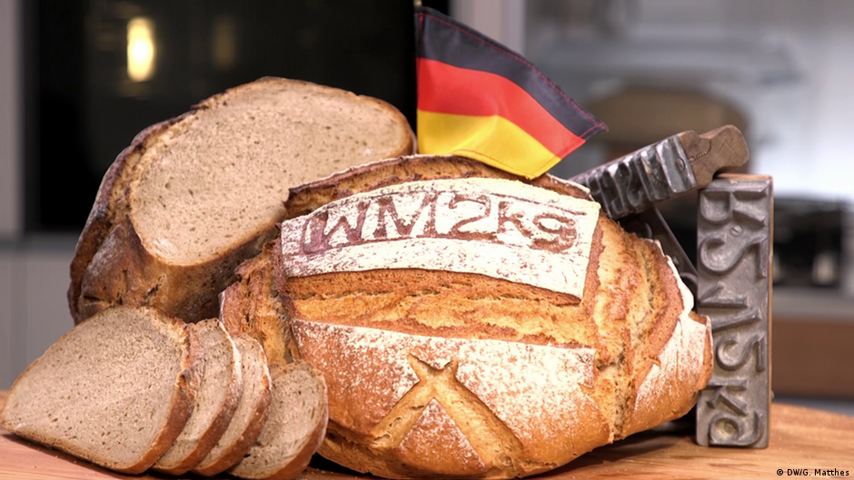Baking Bread: German Graubrot