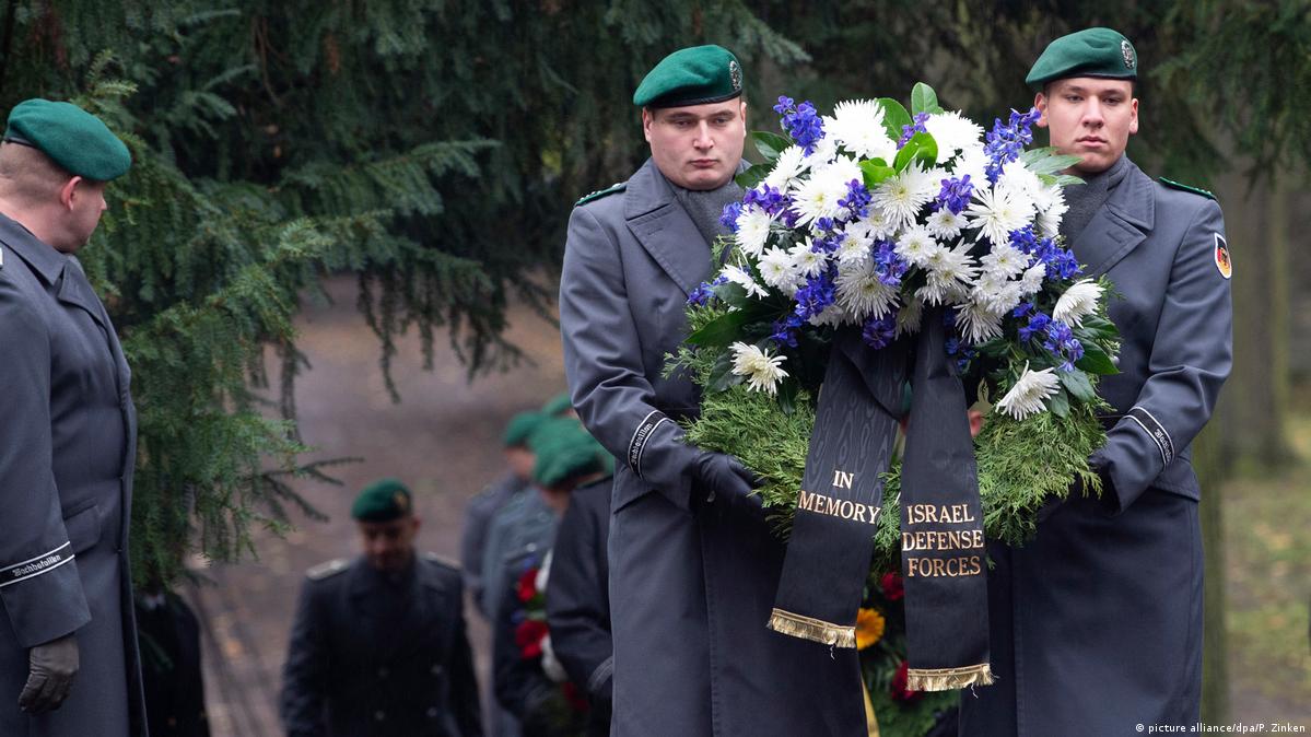 Leaders pay respects on Germany's remembrance day – DW – 11/17/2019