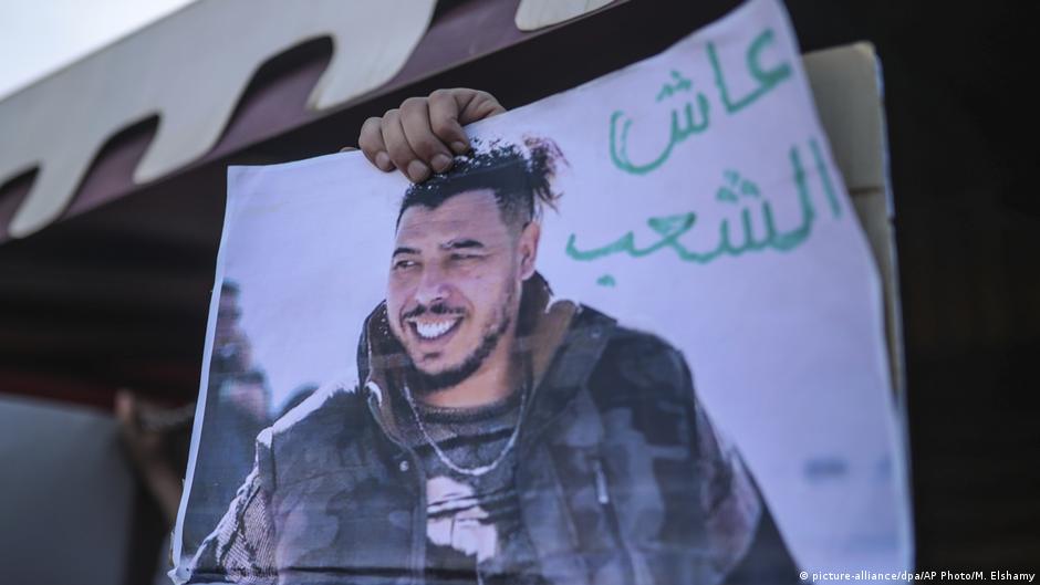 Moroccan rapper jailed for a year – DW – 11/26/2019