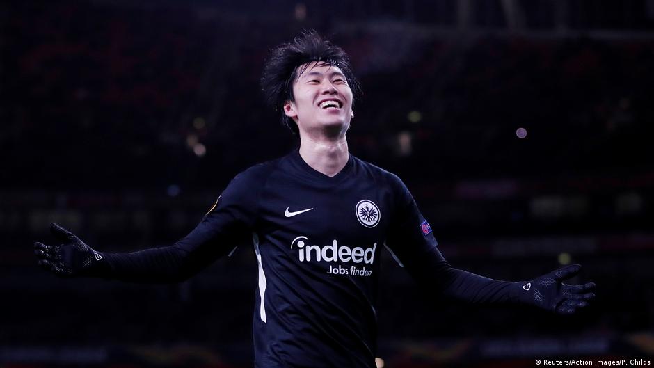 Kamada the hero as fan-less Frankfurt beat Arsenal
