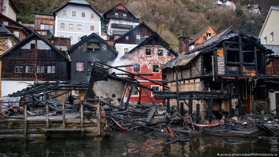 Austria's idyllic Hallstatt hit by major fire – DW – 11/30/2019