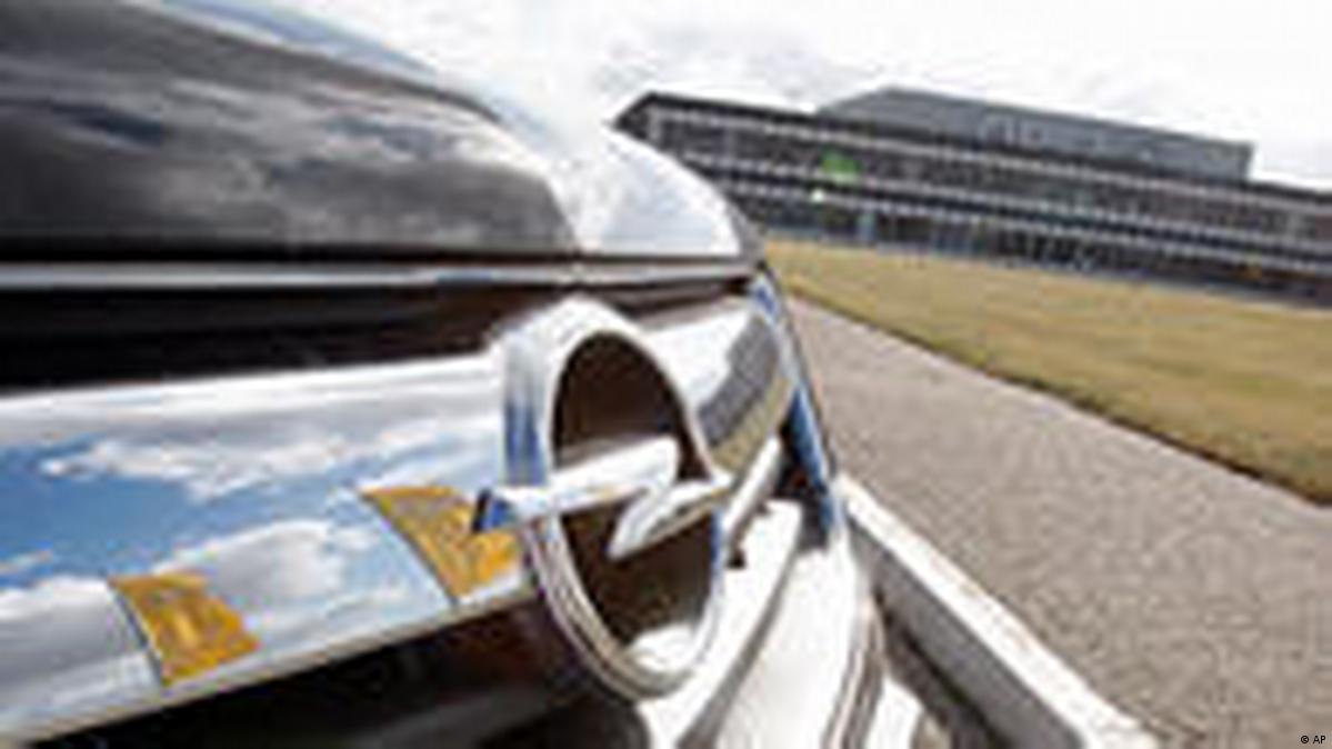 Opel looks east – DW – 08/26/2010