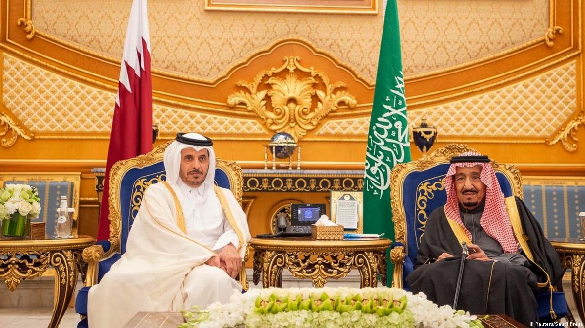 Qatar attends Gulf summit in sign of thawing tensions – DW – 12/10/2019