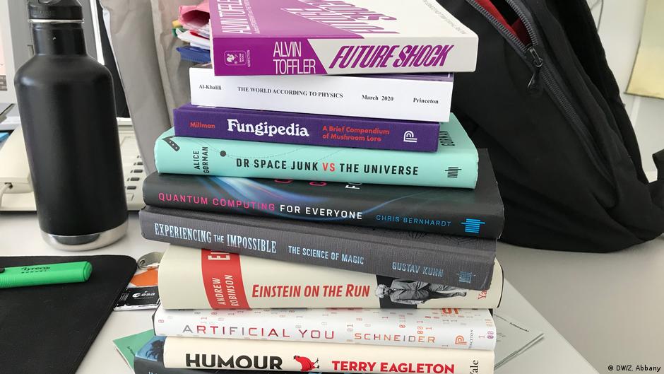 Save your Christmas — read books about science – DW – 12/12/2019