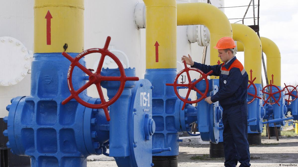 As Russia-Ukraine gas deal ends, worries mount in EU's east – DW – 01 ...