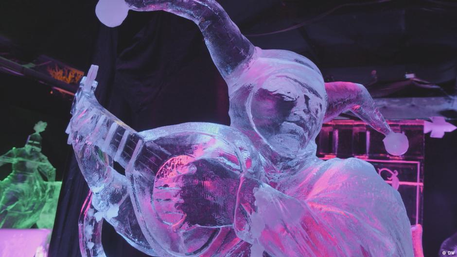 Visit the Zwolle ice-sculpture festival