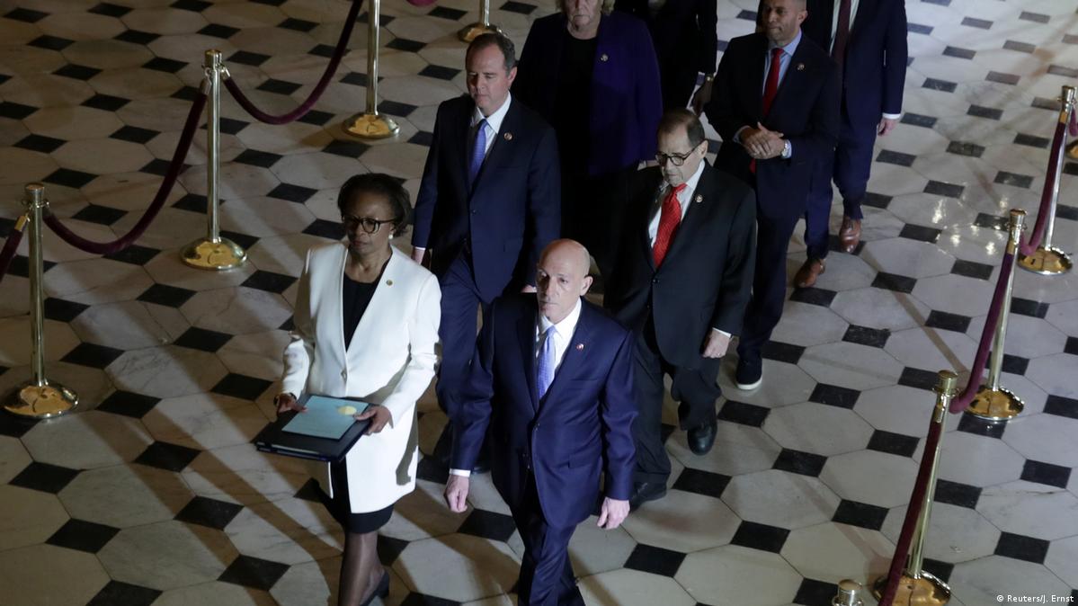 Trump impeachment trial opens in US Senate – DW – 01/16/2020