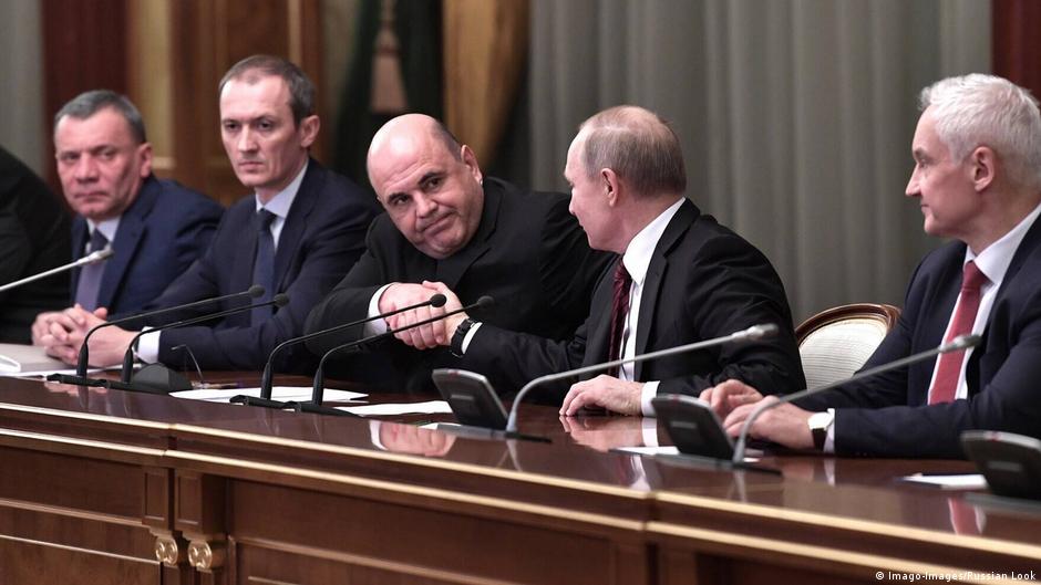 Putin announces new Russian Cabinet – DW – 01/22/2020