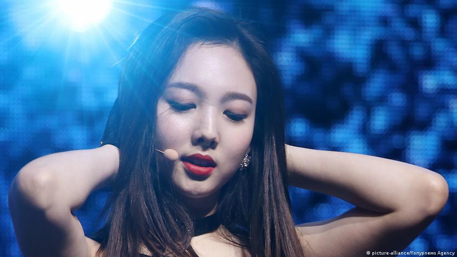 K-pop singers harassed by German 'stalker' – DW – 01/30/2020