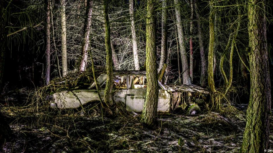 "Lost Cars" - A Photo Book of Abandoned Classics – DW – 02/01/2020