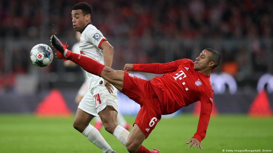 Bundesliga Bulletin: Stalemate in Munich, BVB lose thriller – DW – 02 ...