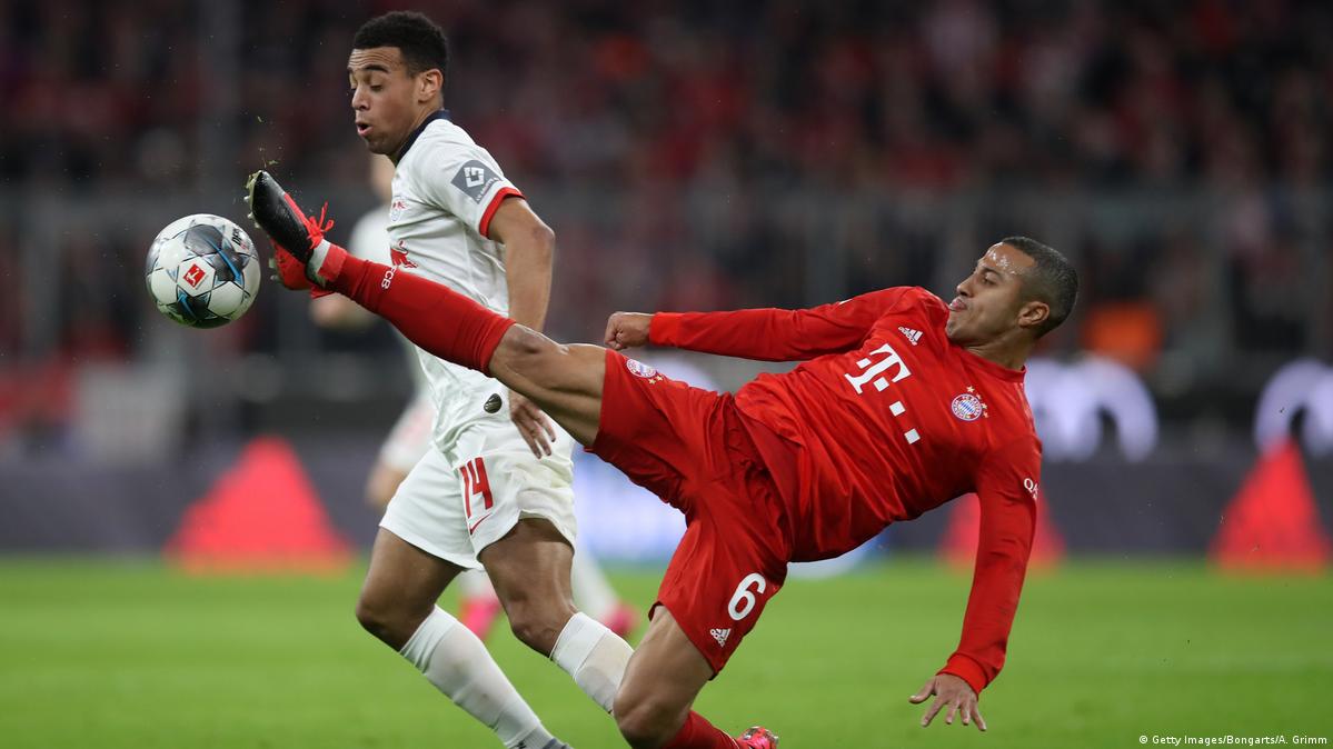 Bundesliga Bulletin: Stalemate in Munich, BVB lose thriller – DW – 02 ...