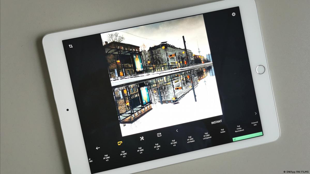 Testing photo editing apps: "RNI Films" – DW – 03/04/2020