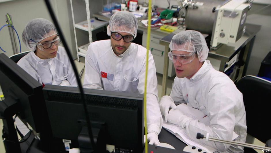 All under one roof – DW – 03/18/2020