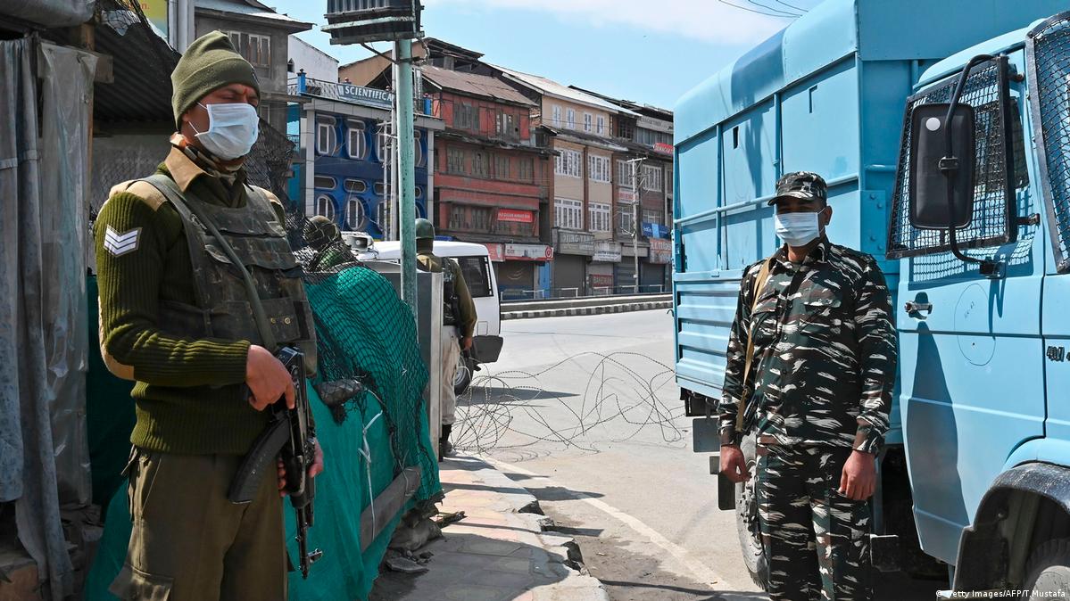 COVID-19 crisis prolongs Kashmir lockdown – DW – 04/10/2020