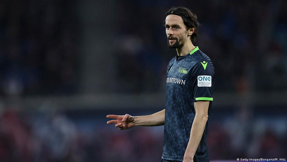 Subotic: "Fußball zeigt sein wahres Gesicht"