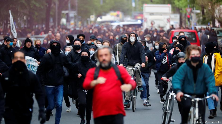 Berlin Labor Day rally defies distancing ban – DW – 05/01/2020