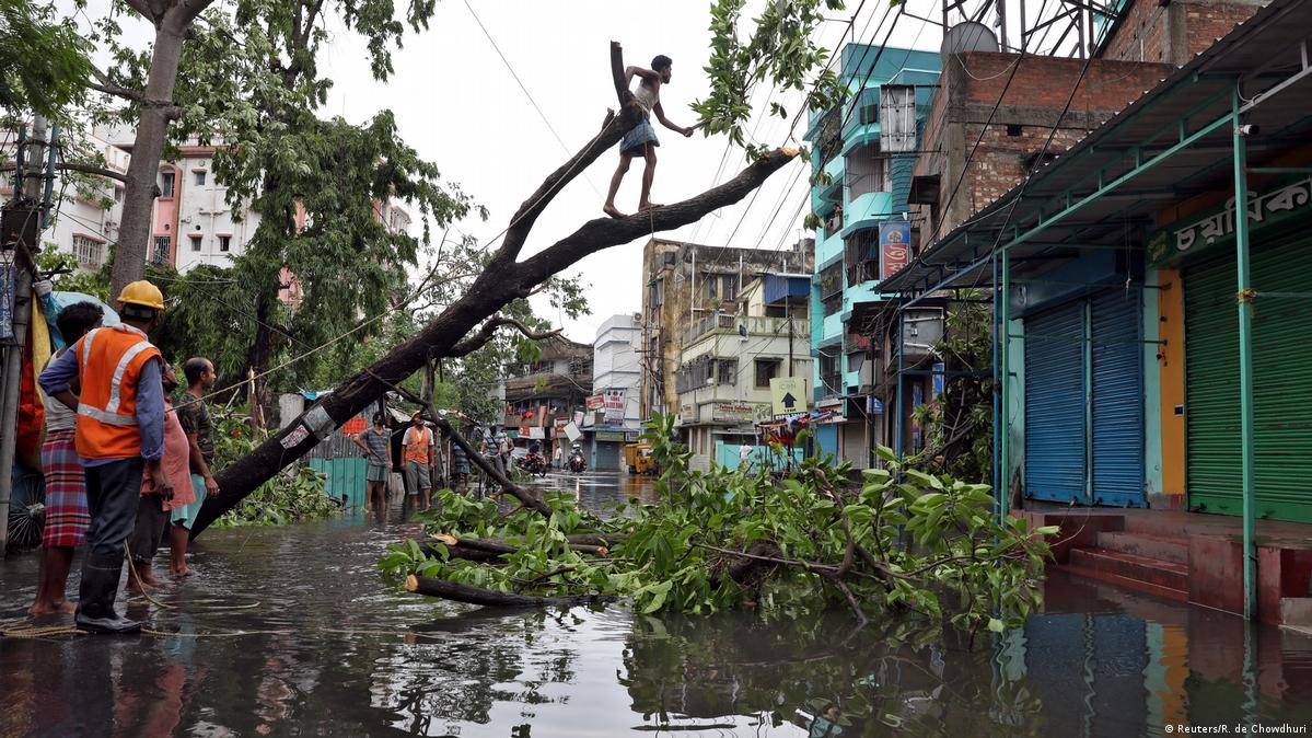 Coronavirus complicates cyclone cleanup – DW – 05/22/2020