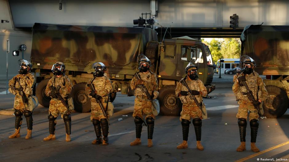 Протести у США: влада задіяла рекордну кількість Нацгвардії – DW – 30. ...