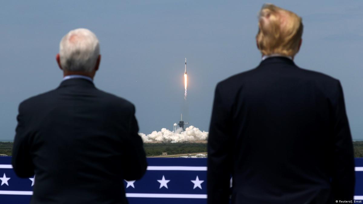 Falcon 9 despega exitosamente con dos astronautas a bordo