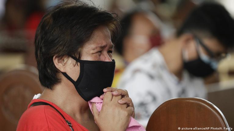 Philippines: Church warns against 'holy alcohol' – DW – 06/09/2020