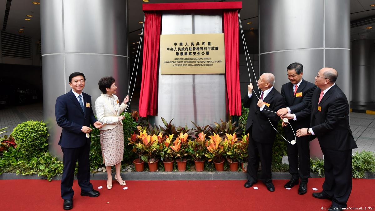 China opens national security office in Hong Kong – DW – 07/08/2020