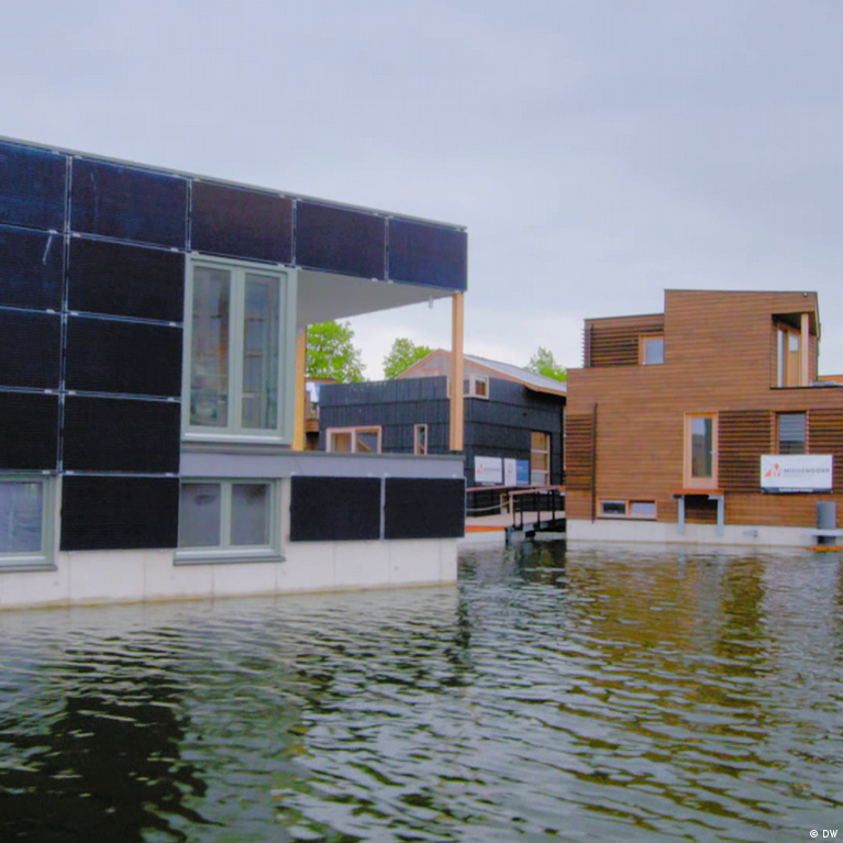 Floating Houses Amsterdam The Floating Neighborhood