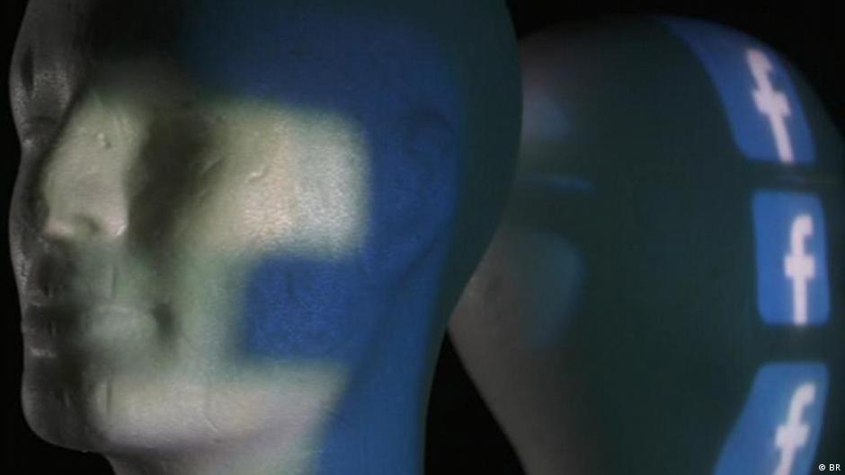 Social media: Fake news and propaganda?