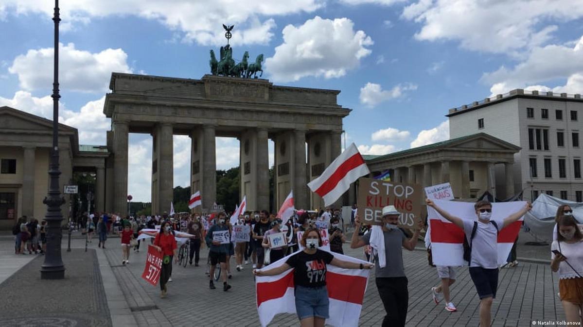 Germany's support for opposition in Belarus – DW – 02/09/2021